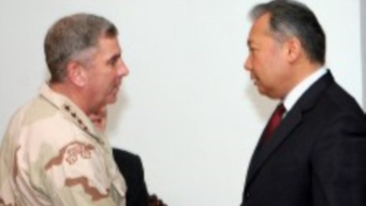 U.S. General Holds Talks With Kazakh Defense Minister