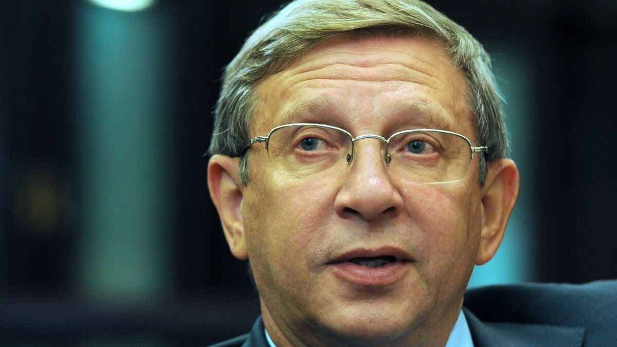 Court Gives Billionaire's Bashneft Stake To Russian Government