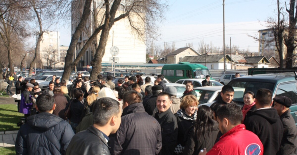 BBC Interruption Amid Media 'Clampdown'