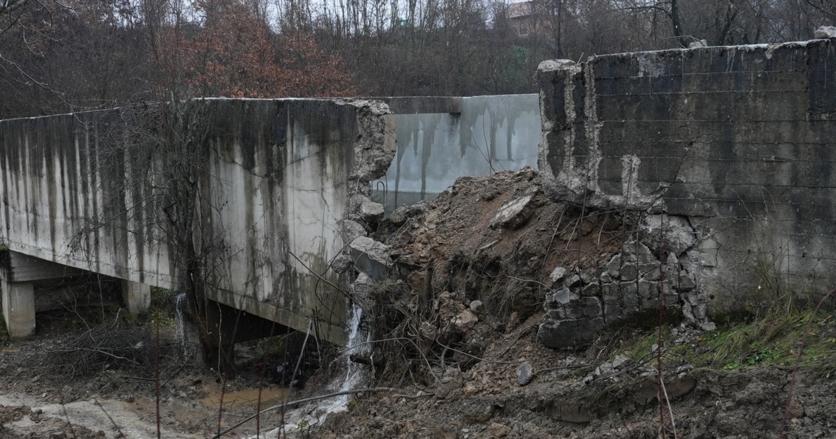 Na Kosovu osam uhapšenih nakon napada na kanal Ibar-Lepenac, Srbija odbacila optužbe o umešanosti