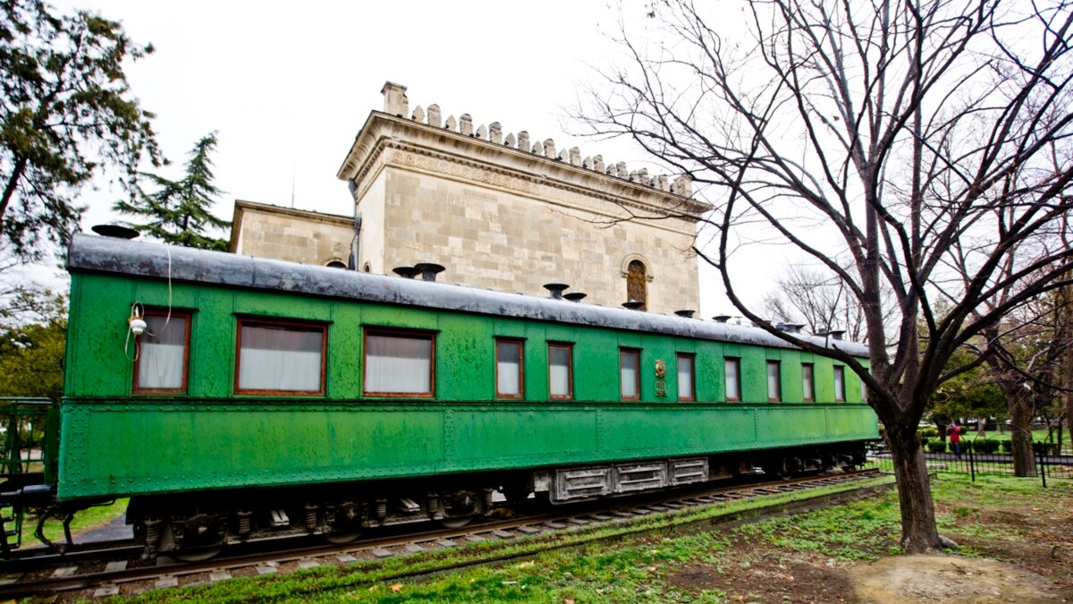 Stalin's Train Car Damaged By Georgian Storm