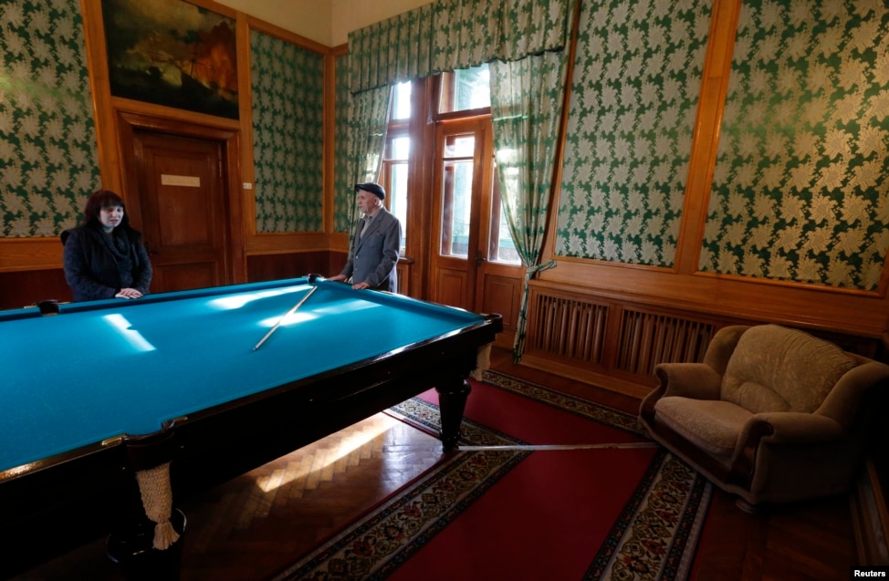 A Look Inside Stalin’s Dacha In Sochi