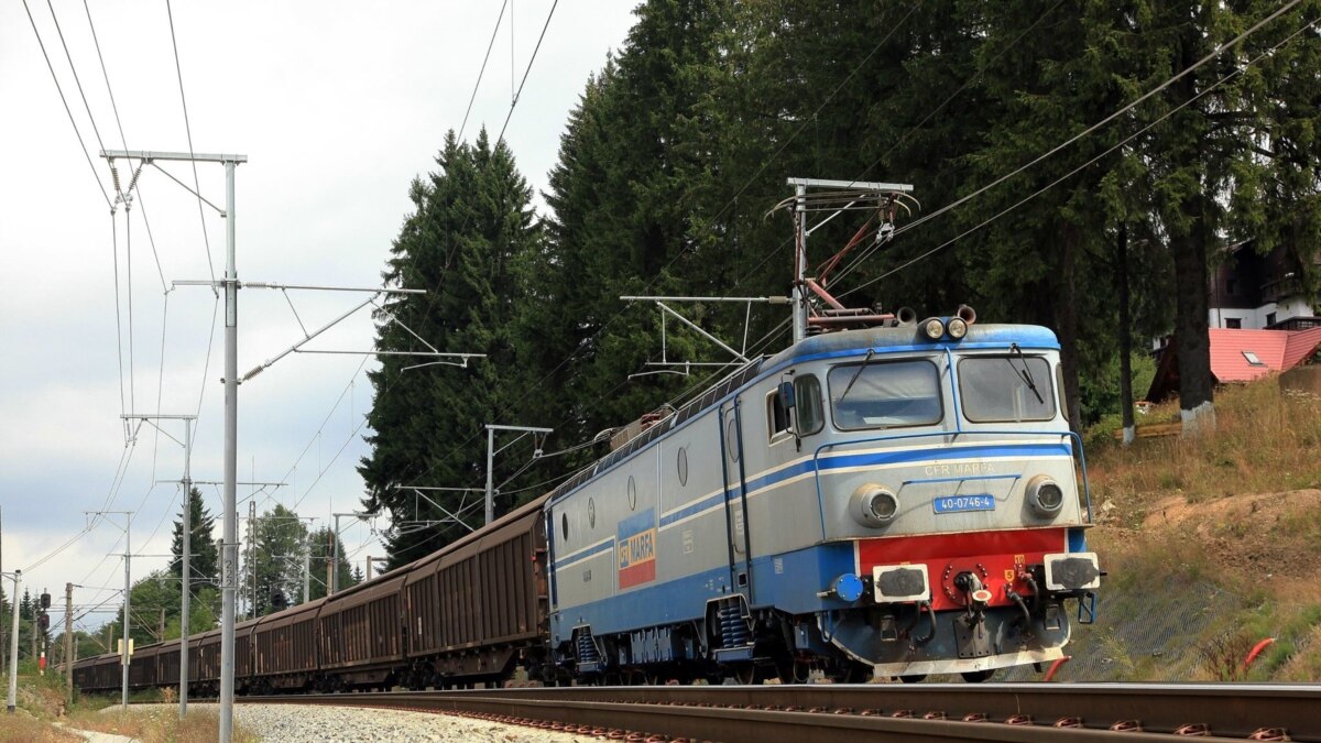 CFR Marfă devine Carpatica Feroviar