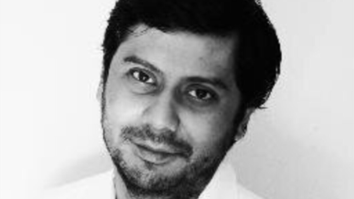 Leading Pakistani Journalist Says He's Been Barred From Leaving Country