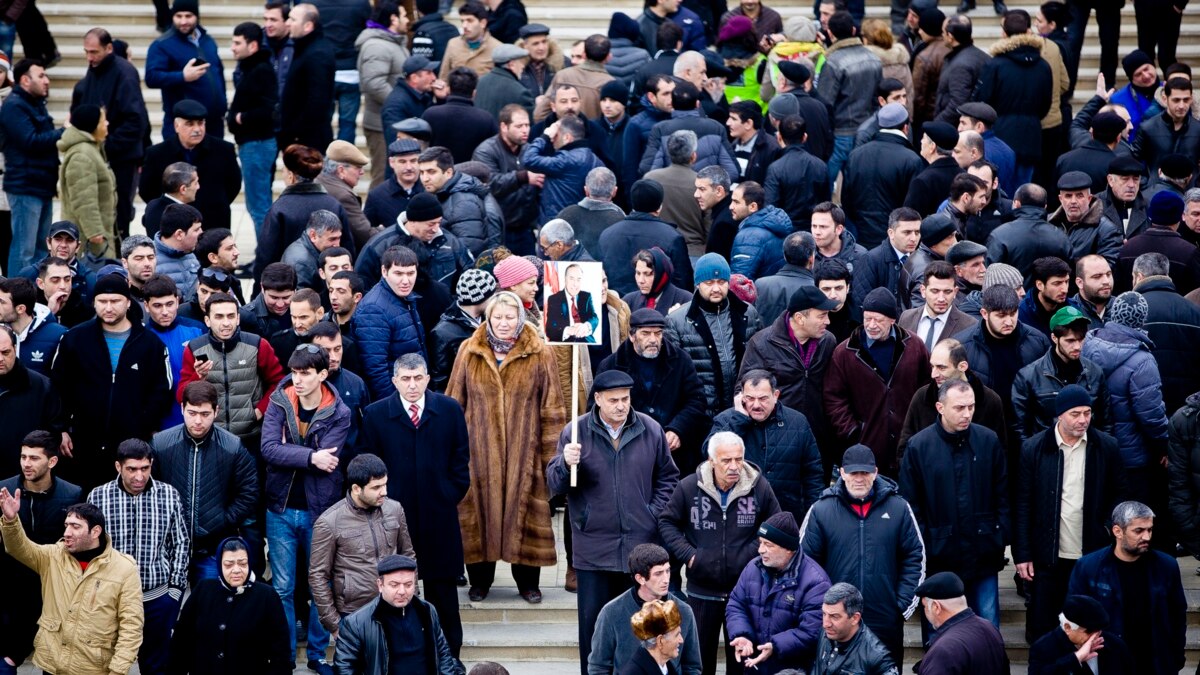 Baku Residents Protest Planned Evictions