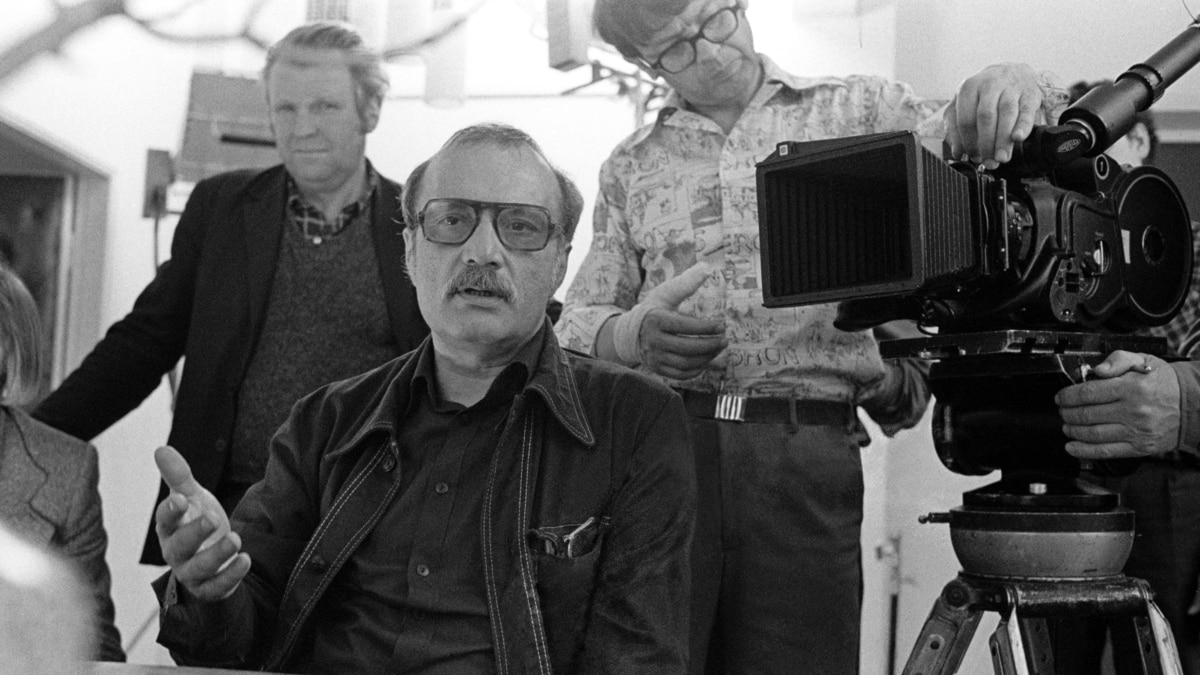 Prominent Soviet-Era Russian Film Director Georgy Daneliya Dies At Age 88