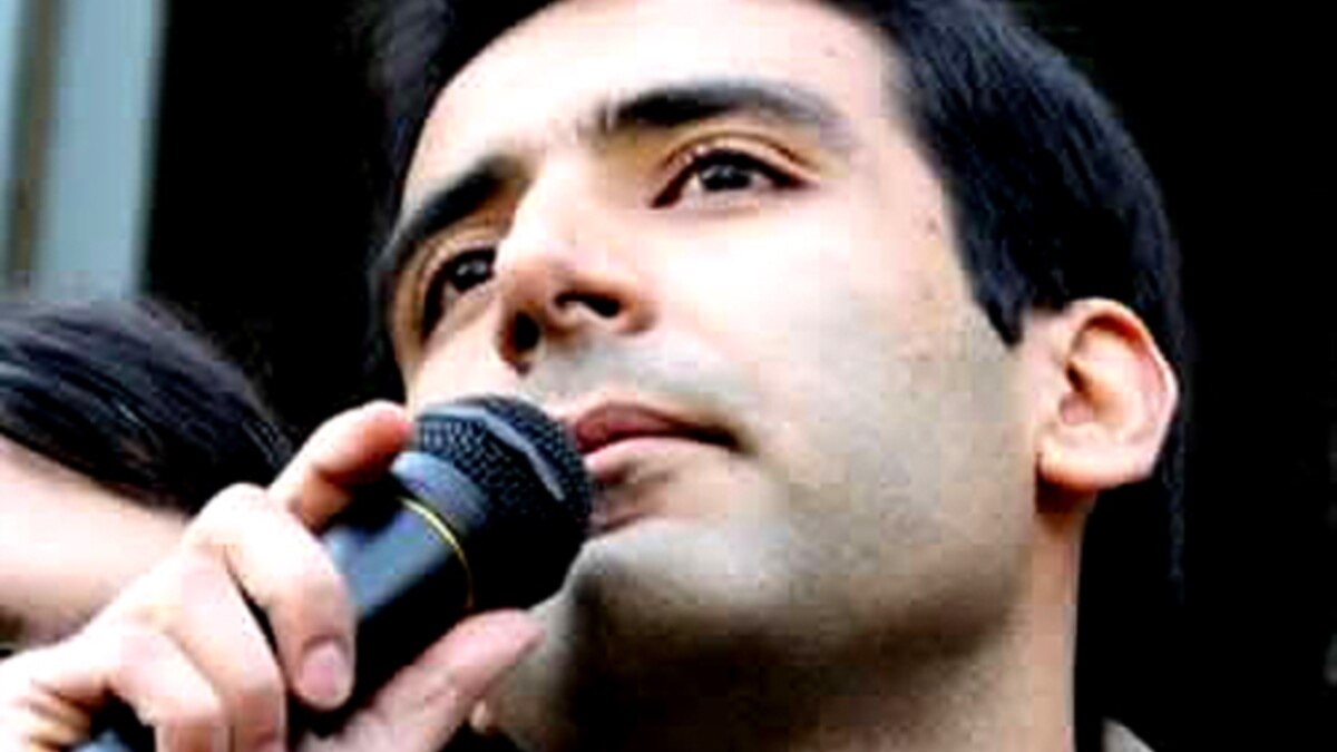 Iranian Activist Tavakoli Starts Five-Year Prison Sentence