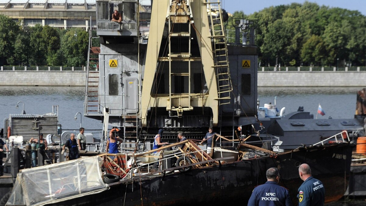 Criminal Probe Launched Into Second Deadly Russian River Accident In Weeks