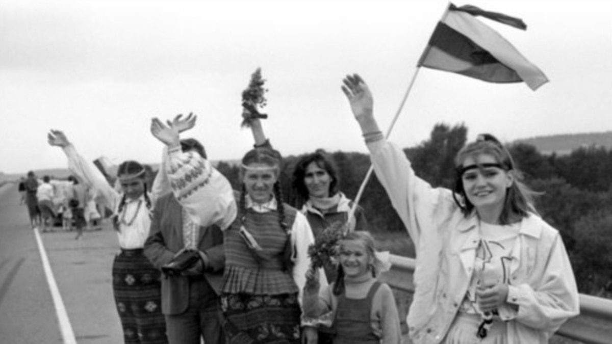 The Baltic Way: 20 Years On