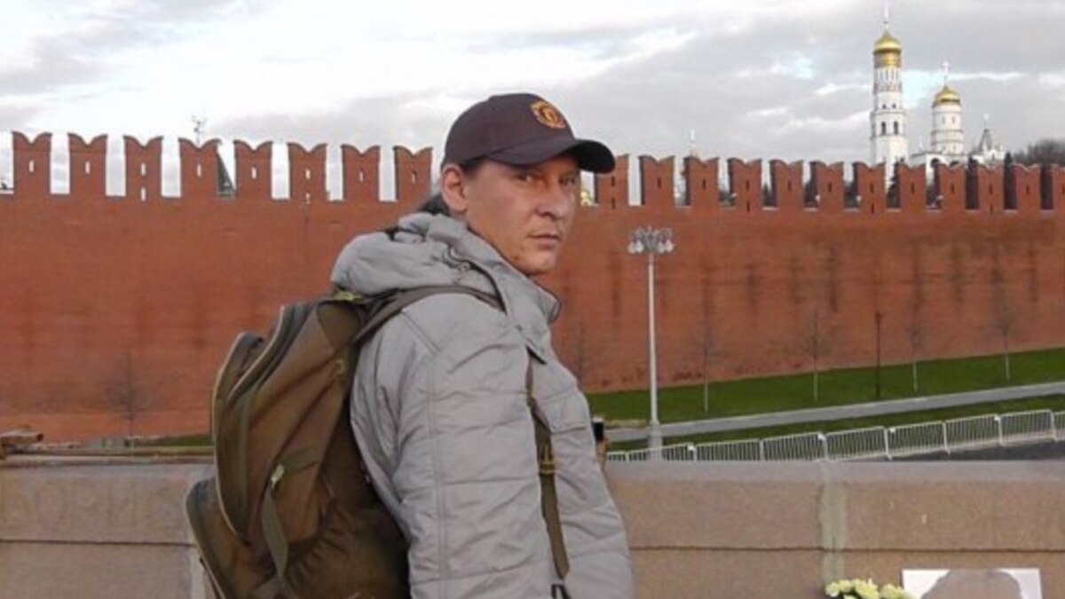 Russian Activist's Death Reignites Tensions Over Vigil For Slain ...