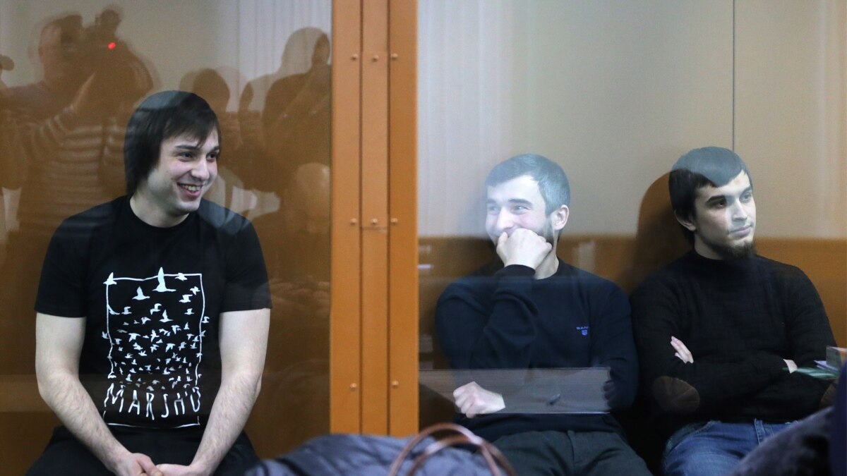 Moscow Court Sentences Three On Terrorism Charges