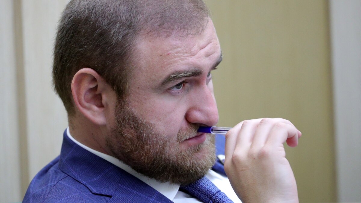 Russian Lawmaker Arrested During Parliament Session In Murder Probe