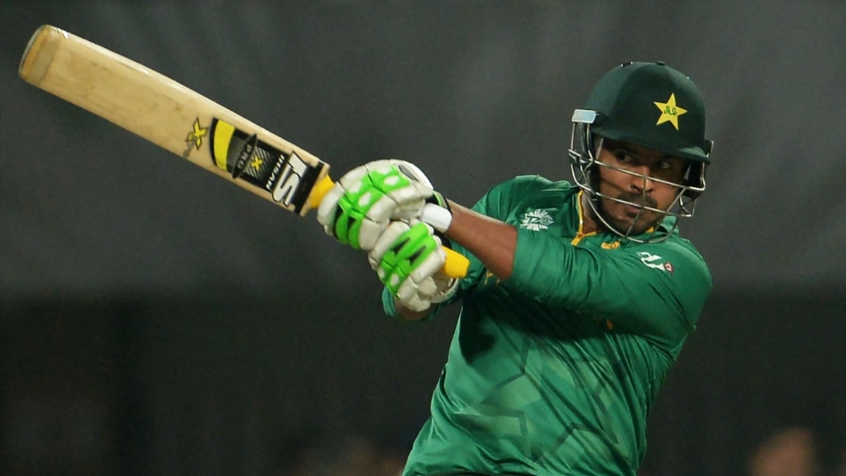 Pakistan Suspends Two Cricket Players In Corruption Probe