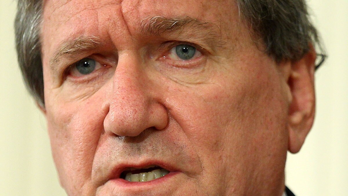 Richard Holbrooke, U.S. Diplomat And Architect Of Dayton Peace Accords ...