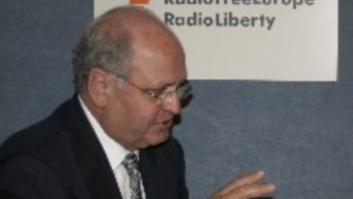 World: Former WTO Head Michael Moore Talks About Who Benefits From ...