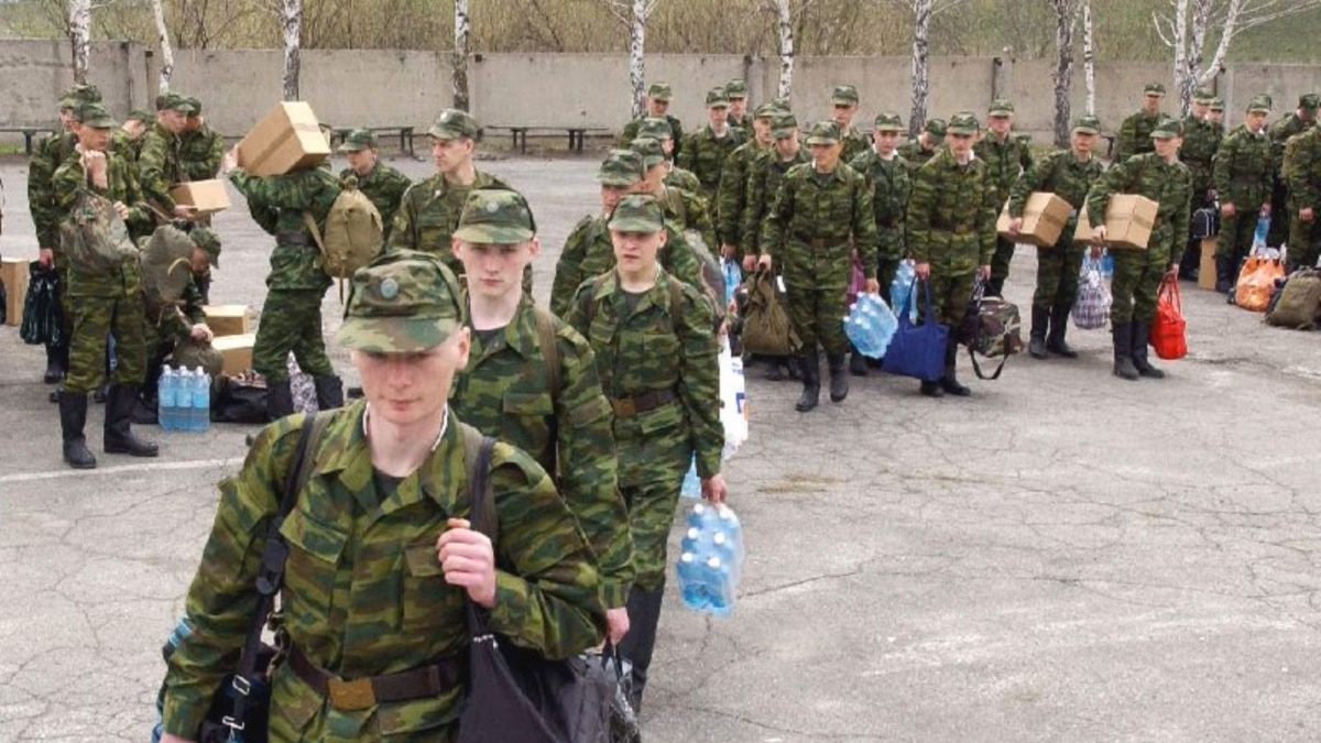 New Recruits Flee Russian Army Unit