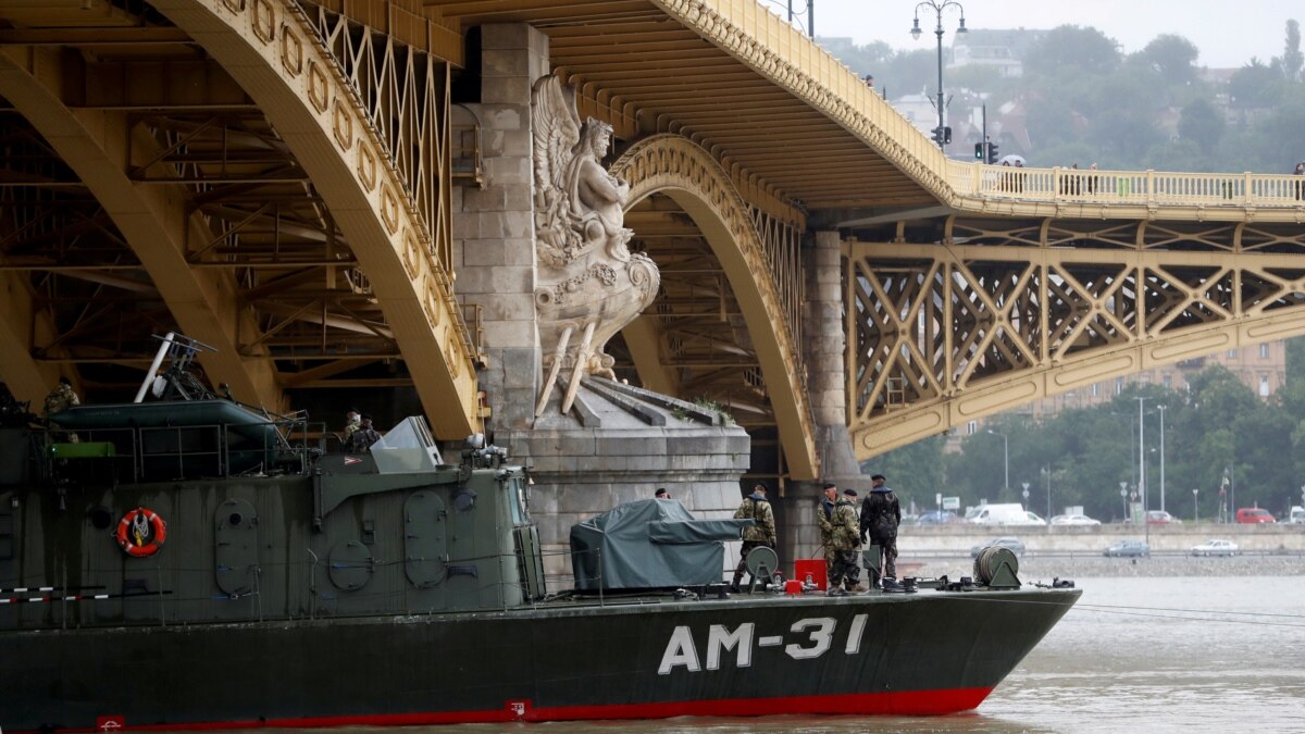 Hungarian Court Orders Arrest Of Ukrainian Ship Captain In Deadly Capsize