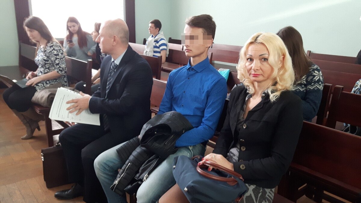 Belarusian Teenager Who Claimed Police Brutality Convicted Of Attack On ...