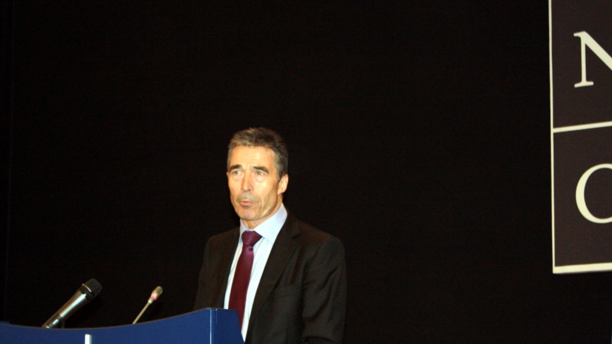 NATO Chief Says Missile Defense Shield Will Not Threaten Russia