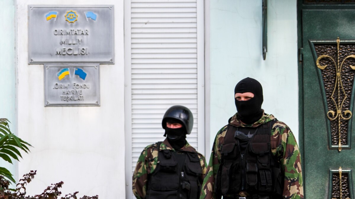 Crimean Tatar Mejlis Raided, Searched By Police
