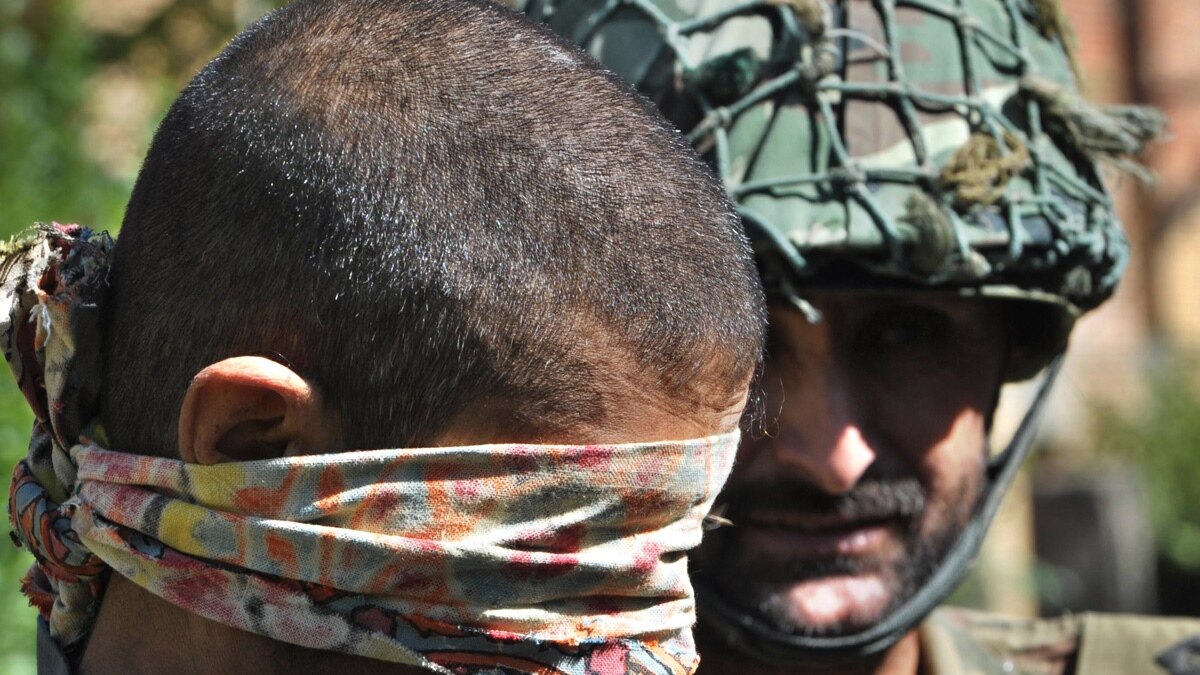 Taliban Ambush Pakistani Army Convoy