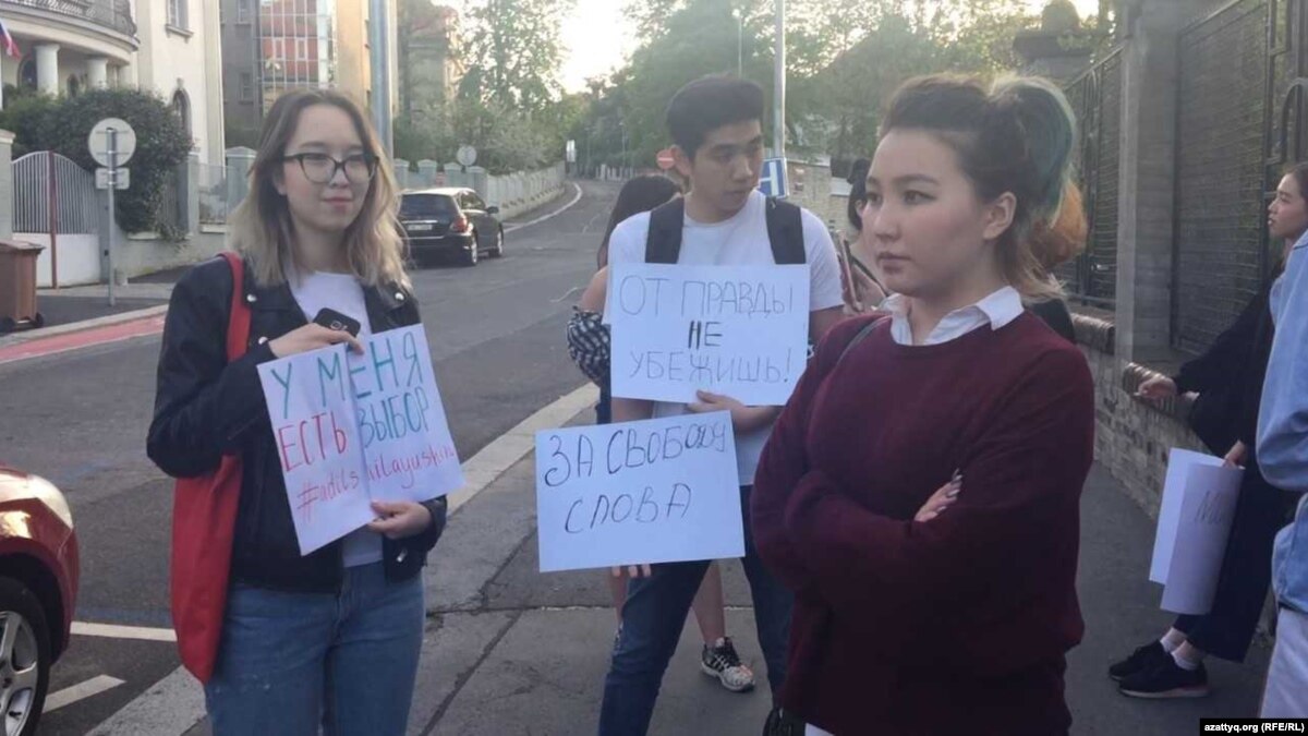 Amnesty Recognizes Two Jailed Kazakh Activists As Prisoners Of Conscience
