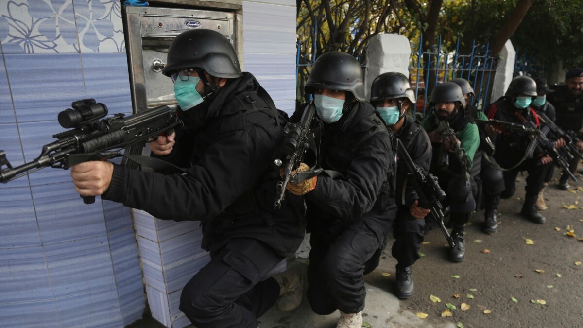 Pakistani Police Kill Three Alleged Militants In Raid
