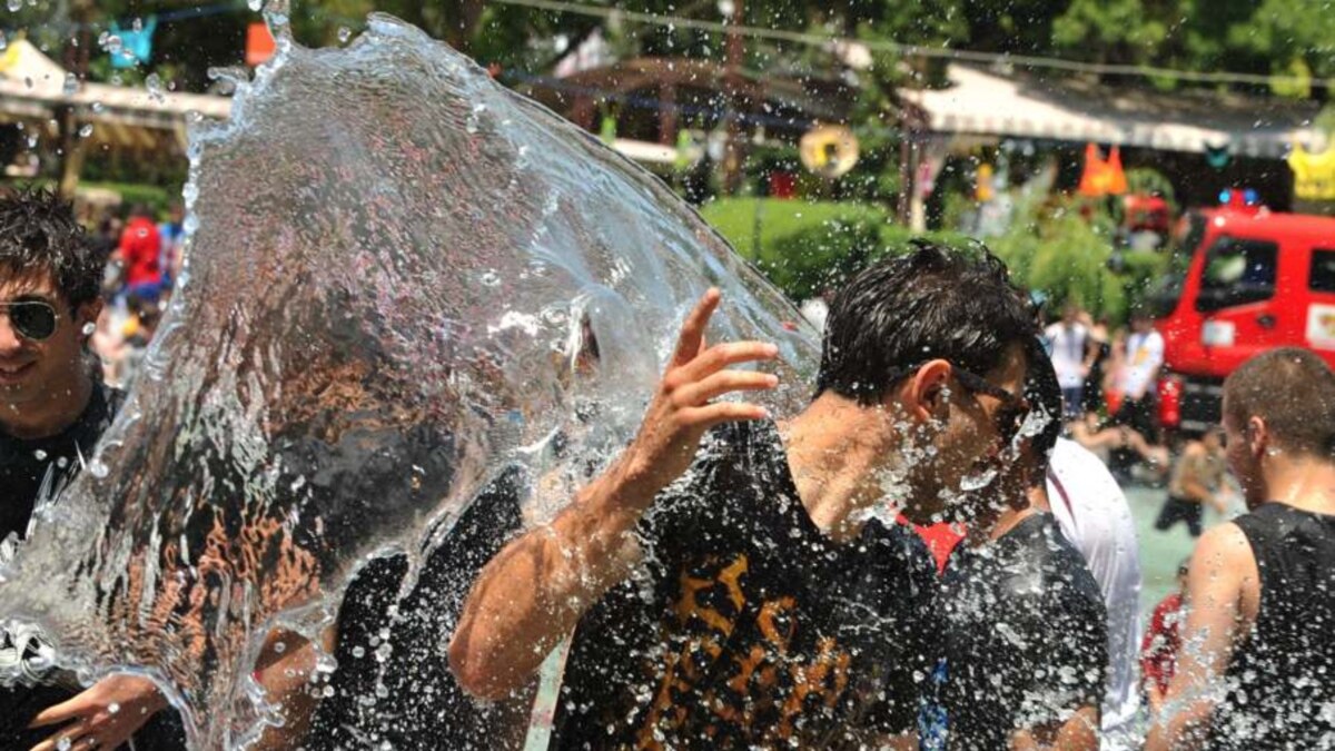 Armenians Celebrate The Vardavar Water Festival