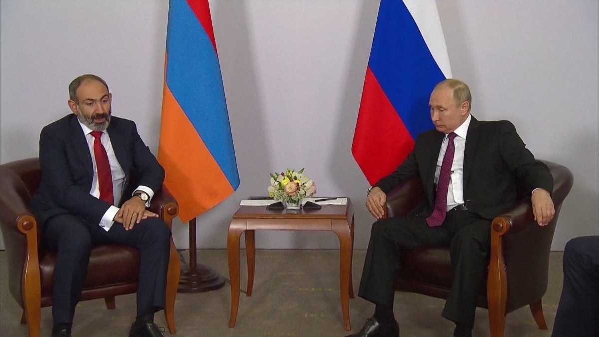 New Armenian Prime Minister Assures Putin Of 'Strategic Alliance'