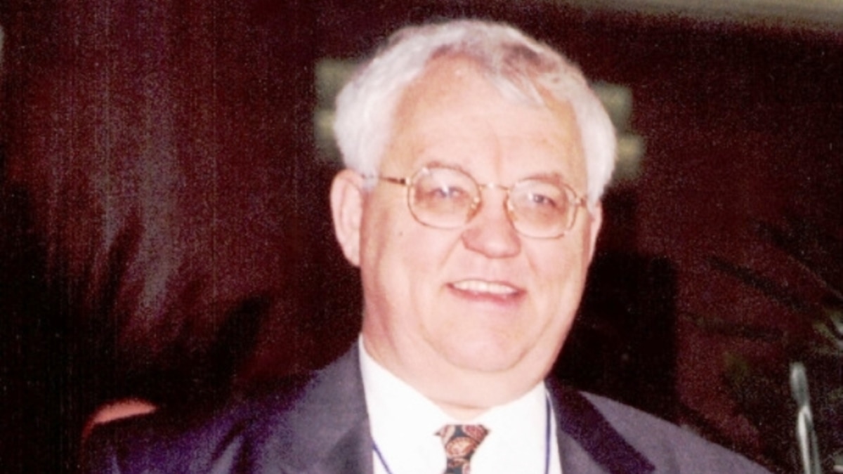 First PM Of Independent Kazakhstan, Sergei Tereshchenko, Dies At 71