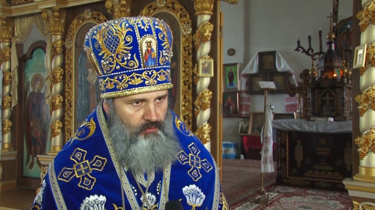 Ukrainian Orthodox Church In Crimea 'Caught In The Crossfire'