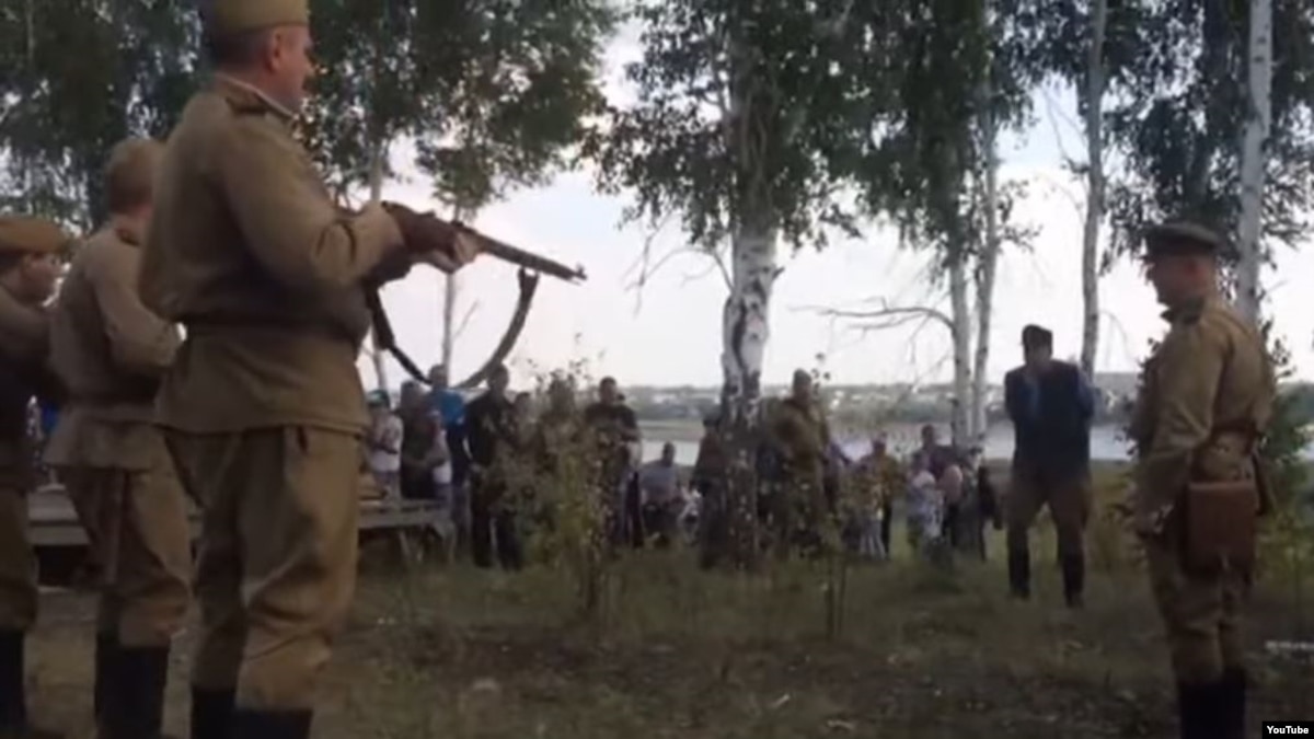 Mock Execution Of World War II 'Traitor' In Siberia Misfires For Many