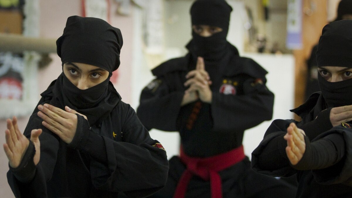 Iranian Women Show Their Ninja Skills