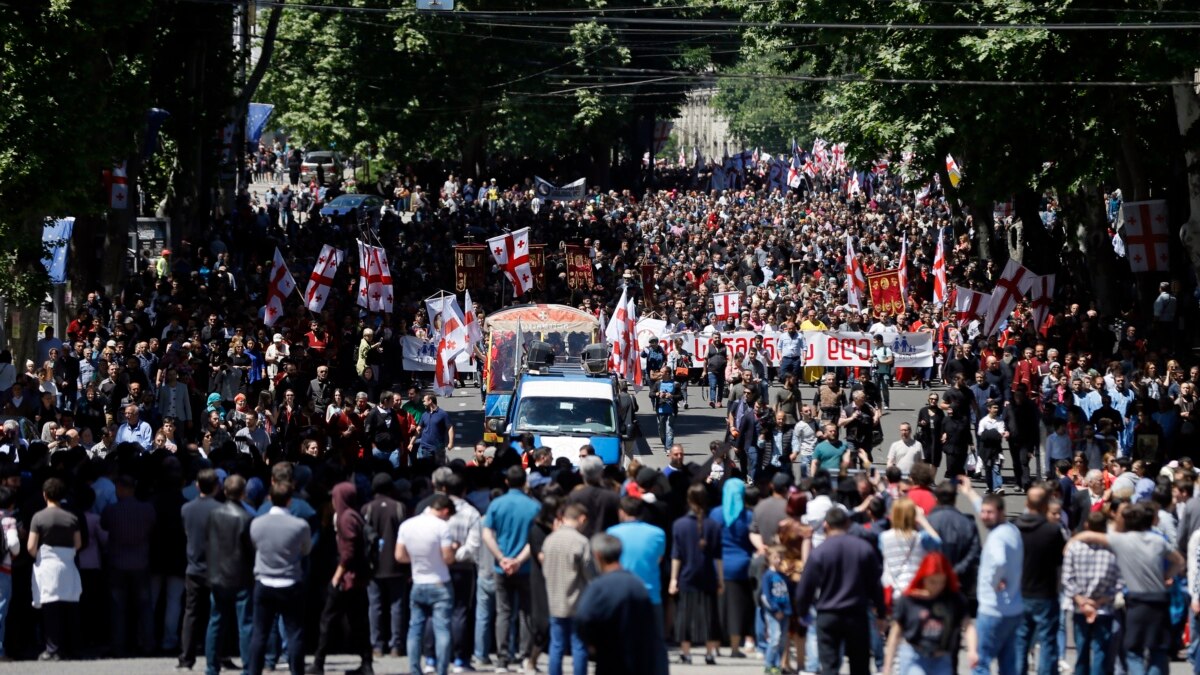 Supporters Of 'Family Holiness' March In Tbilisi On Day Against Homophobia
