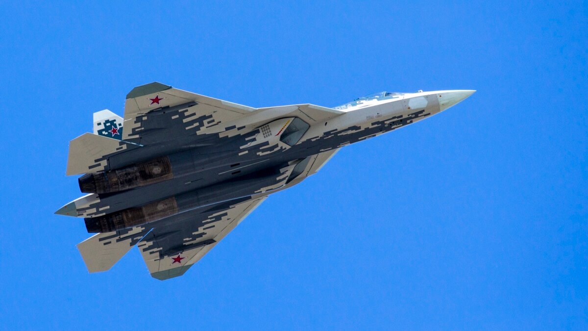 Ucraina spune că a lovit în premieră un avion rusesc Su-57 de ultimă ...