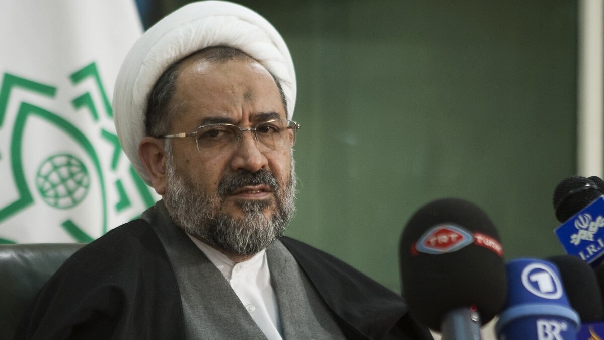 Iran’s Intelligence Minister Announces Arrests