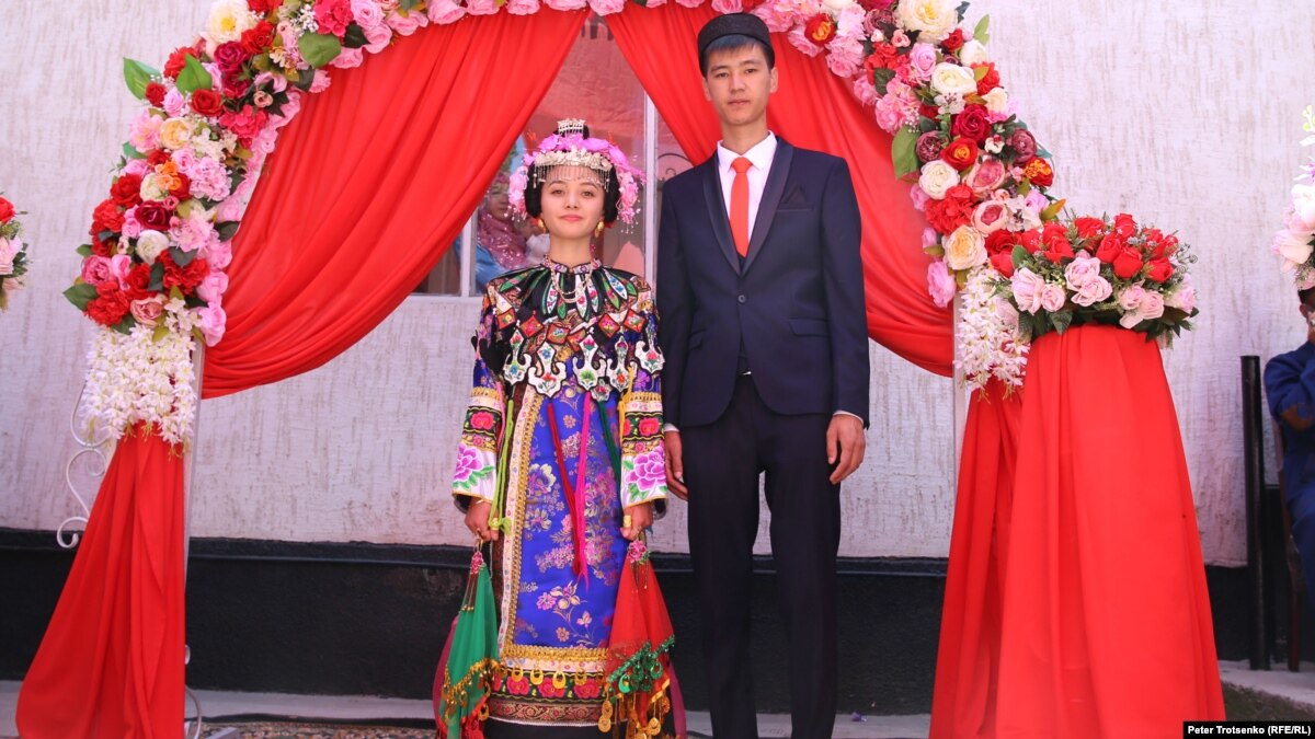 The Rites Stuff: A Dungan Wedding In Kazakhstan