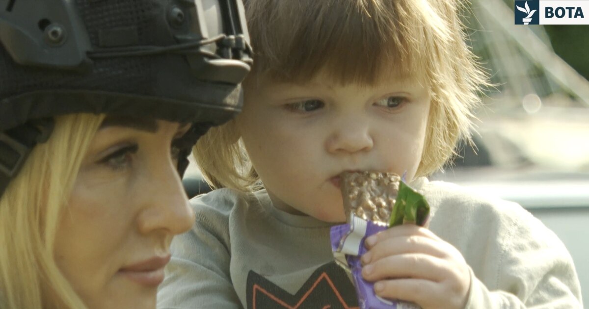 "Engjëjt e Bardhë" u ndihmojnë ukrainasve t’u ikin sulmeve ruse