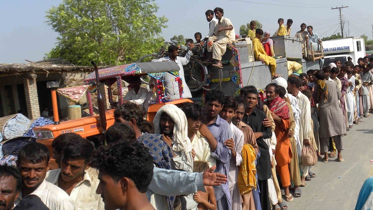 Oxfam Urges Immediate Pakistan Floods Reconstruction