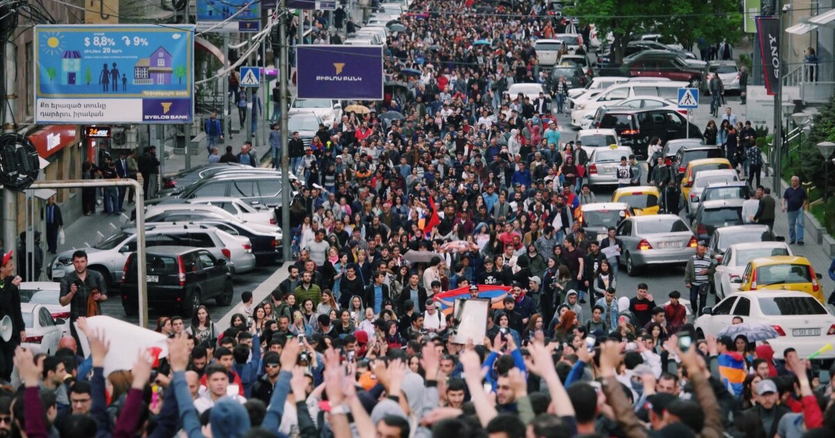 Armenian President, Dashnaks Call For Multi-Party ‘Dialogue’