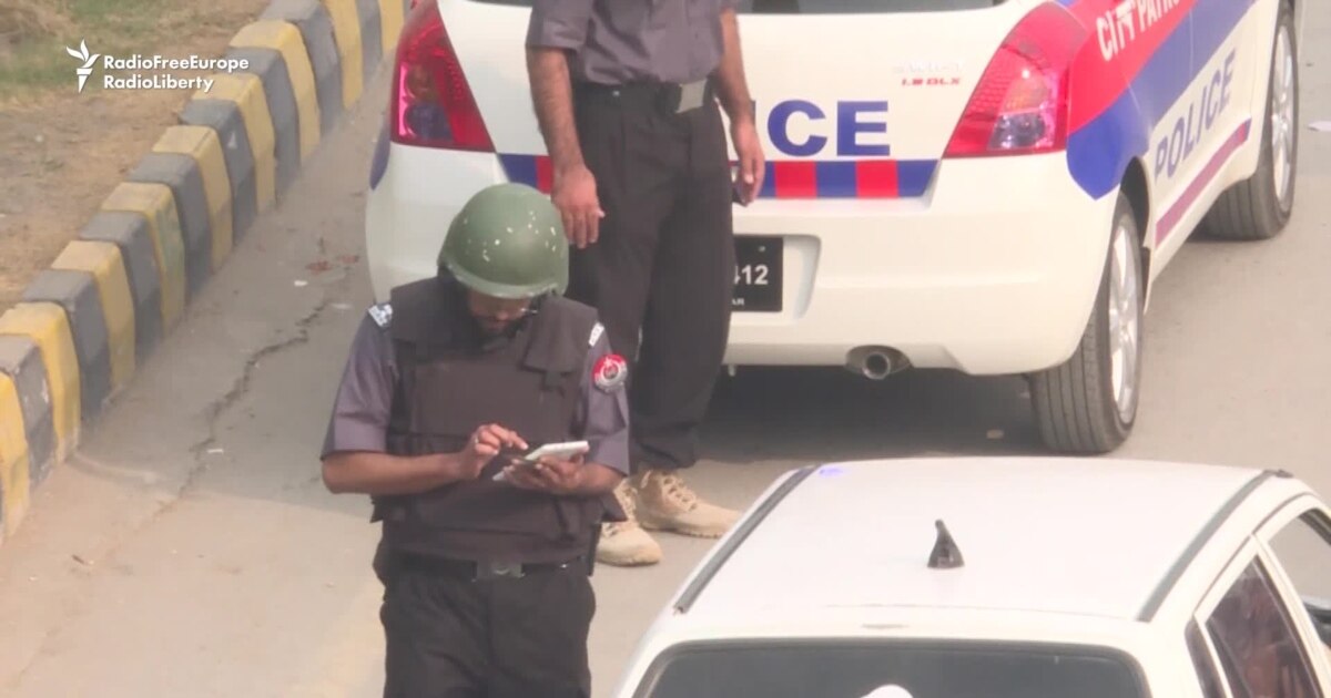 Peshawar Police Launch New Effort To Fight Crime
