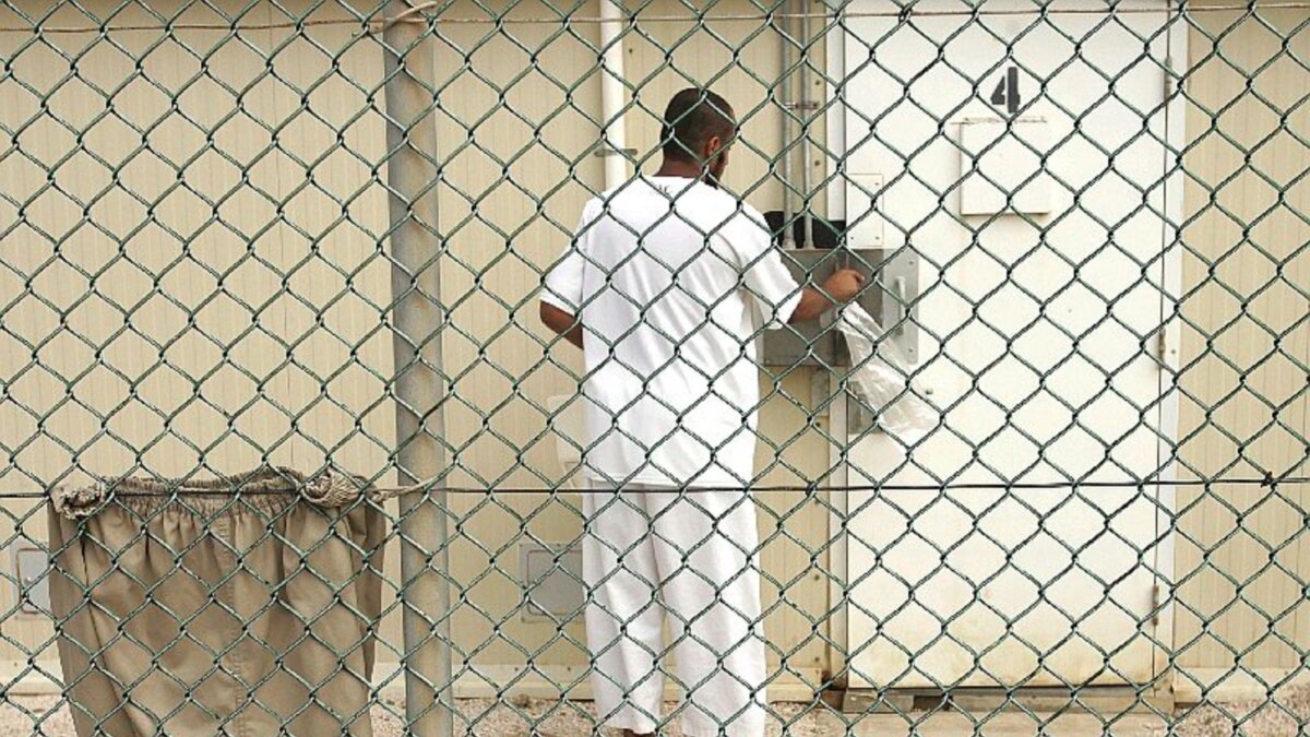 U S Supreme Court Says Guantanamo Prisoners Can Challenge Detentions