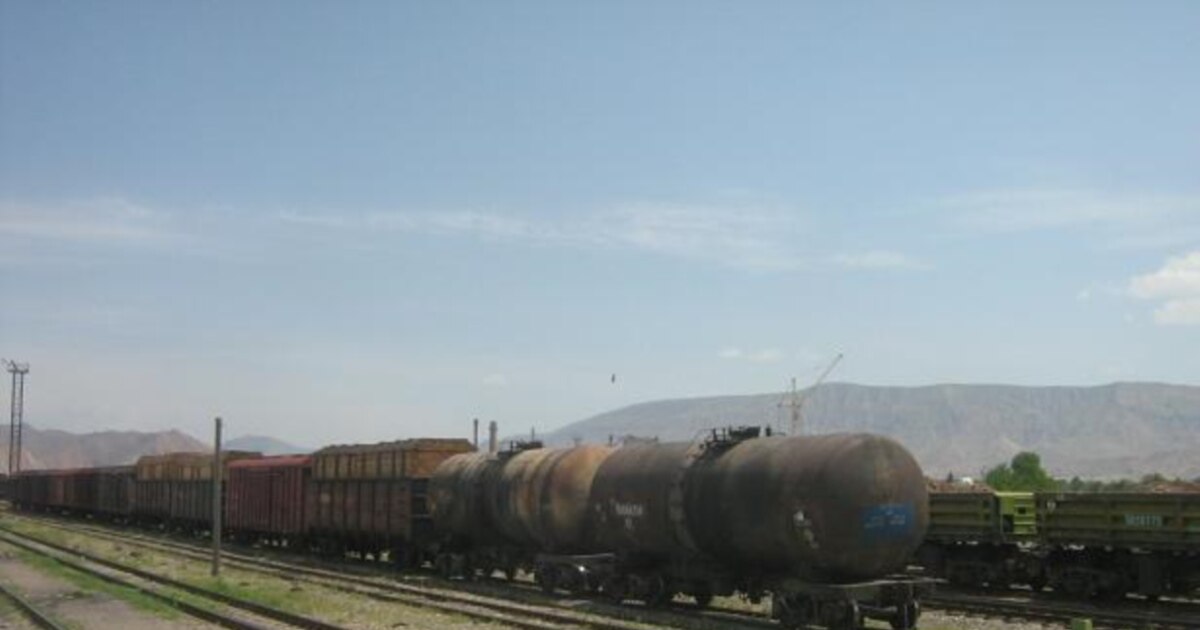 Cargo Trains Line Up In Latest Uzbek-Tajik Row