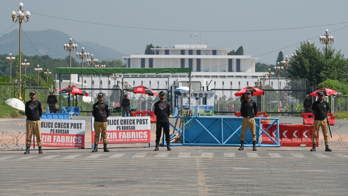 Pakistan Steps Up Security Ahead Of SCO Summit