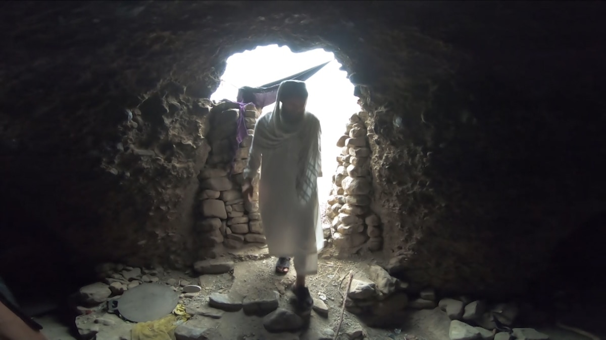 'Here At Least We Can Live In Peace': Pakistani Cave Dwellers Flee War ...
