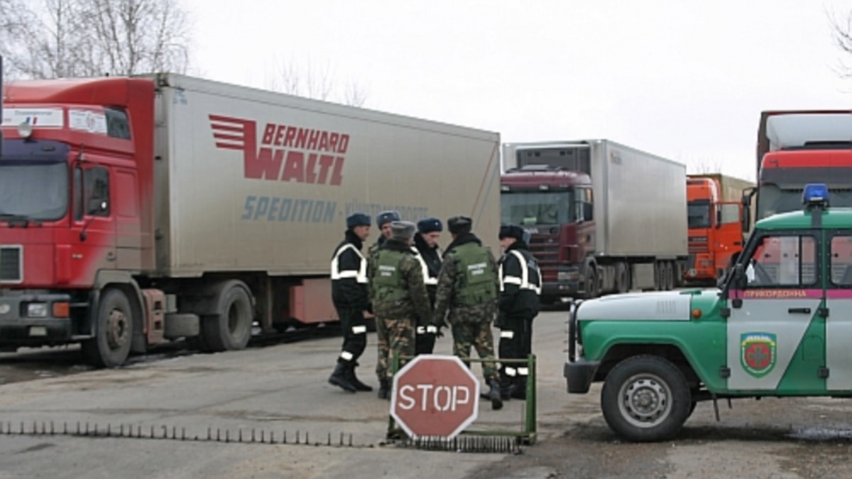 Ukraine: Kyiv Tightens Customs Controls On Transdniester