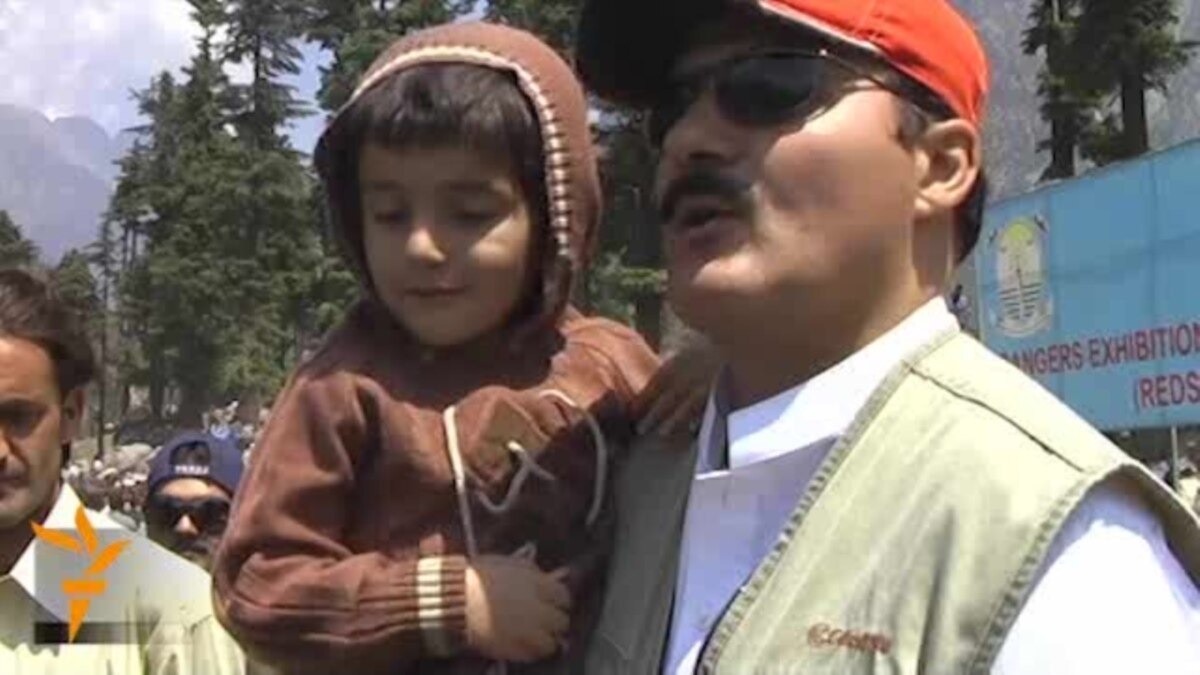 Devotees Aim To Restore Pakistani Province's Cultural Identity