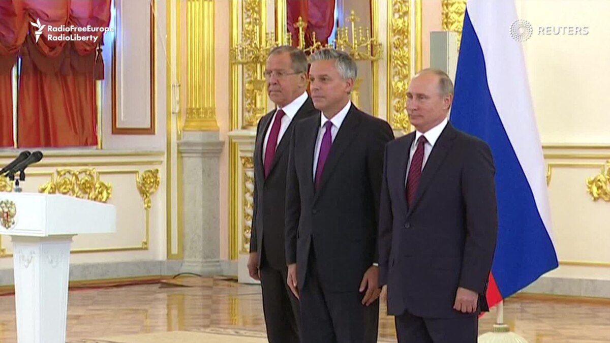 Russian Defense Minister Meets U.S. Ambassador In Moscow
