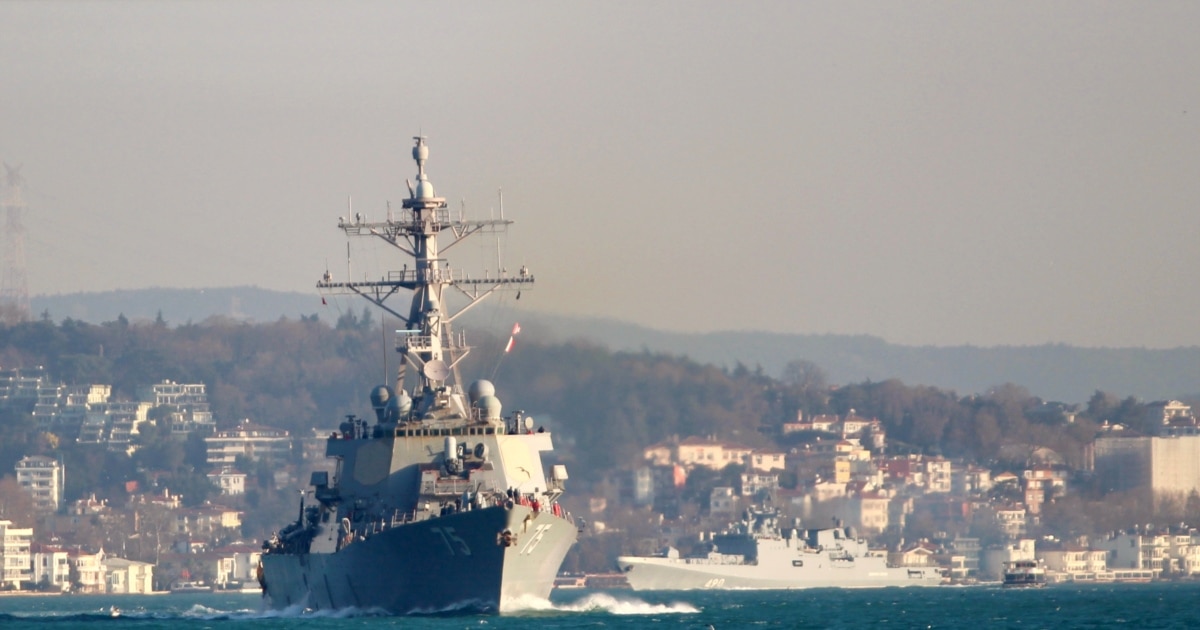 Американський ракетний есмінець Donald Cook прямує до Чорного моря