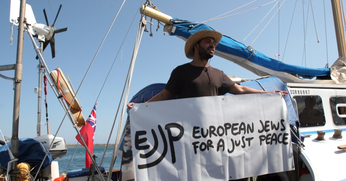 Israelis Board Boat Of Jewish Activists Bound For Gaza